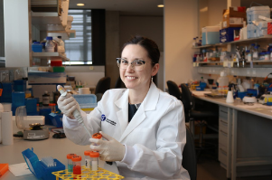 Dr Venessa Chin's Cancer Research Projects | Cure Cancer